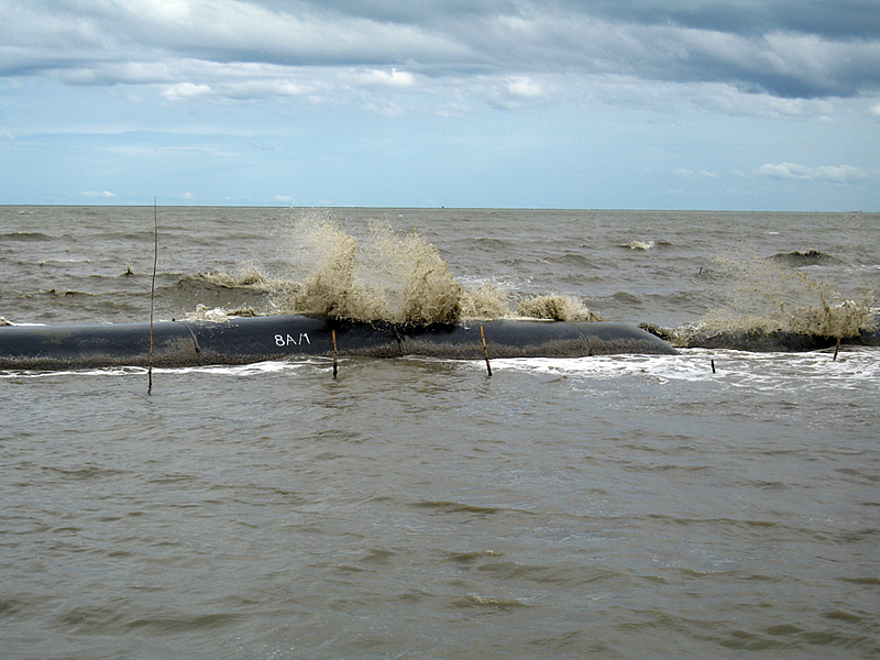Groynes and Breakwaters